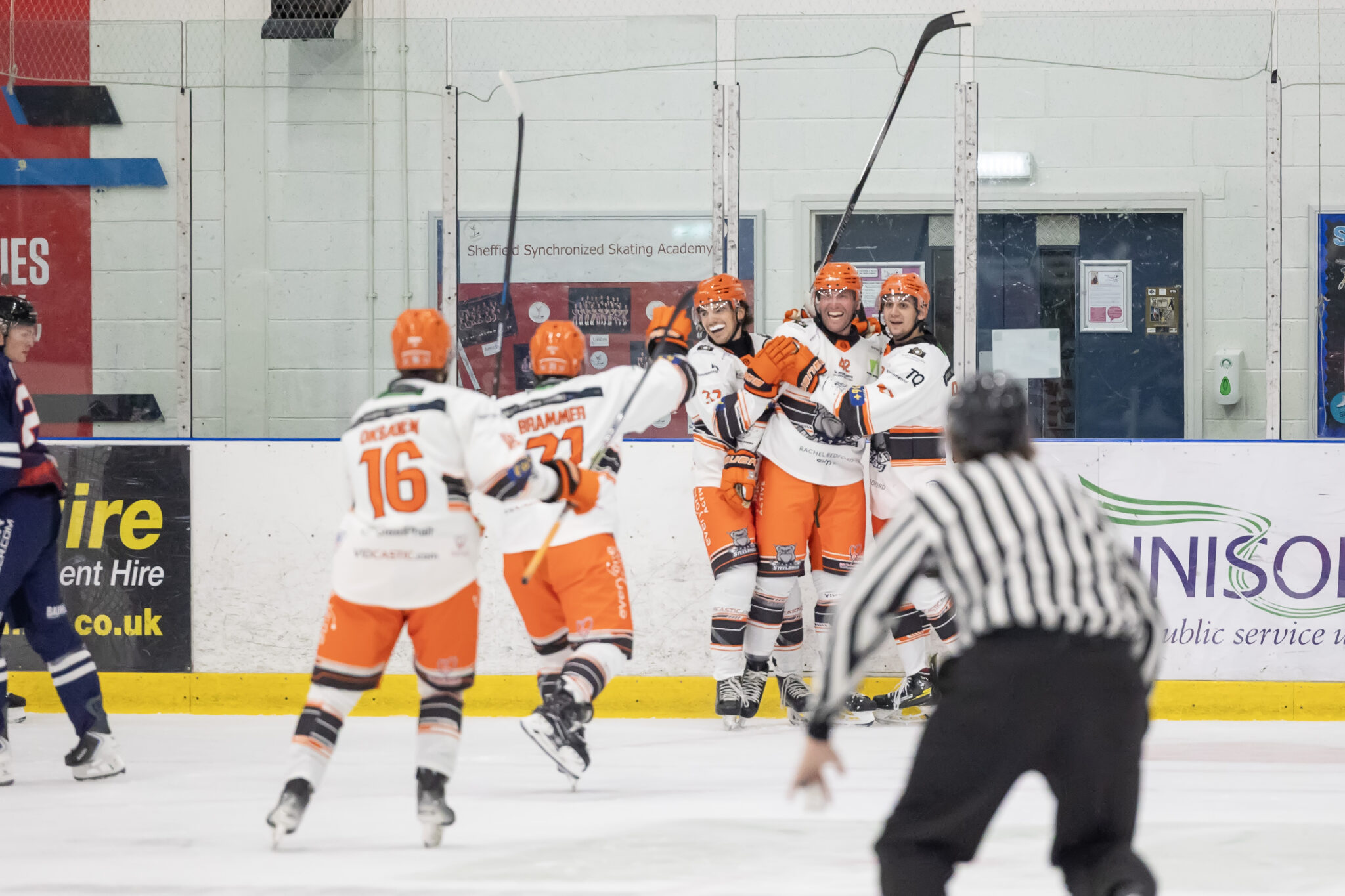 STEELDOGS TAKE ON PETERBOROUGH PHANTOMS TONIGHT – Sheffield Steeldogs